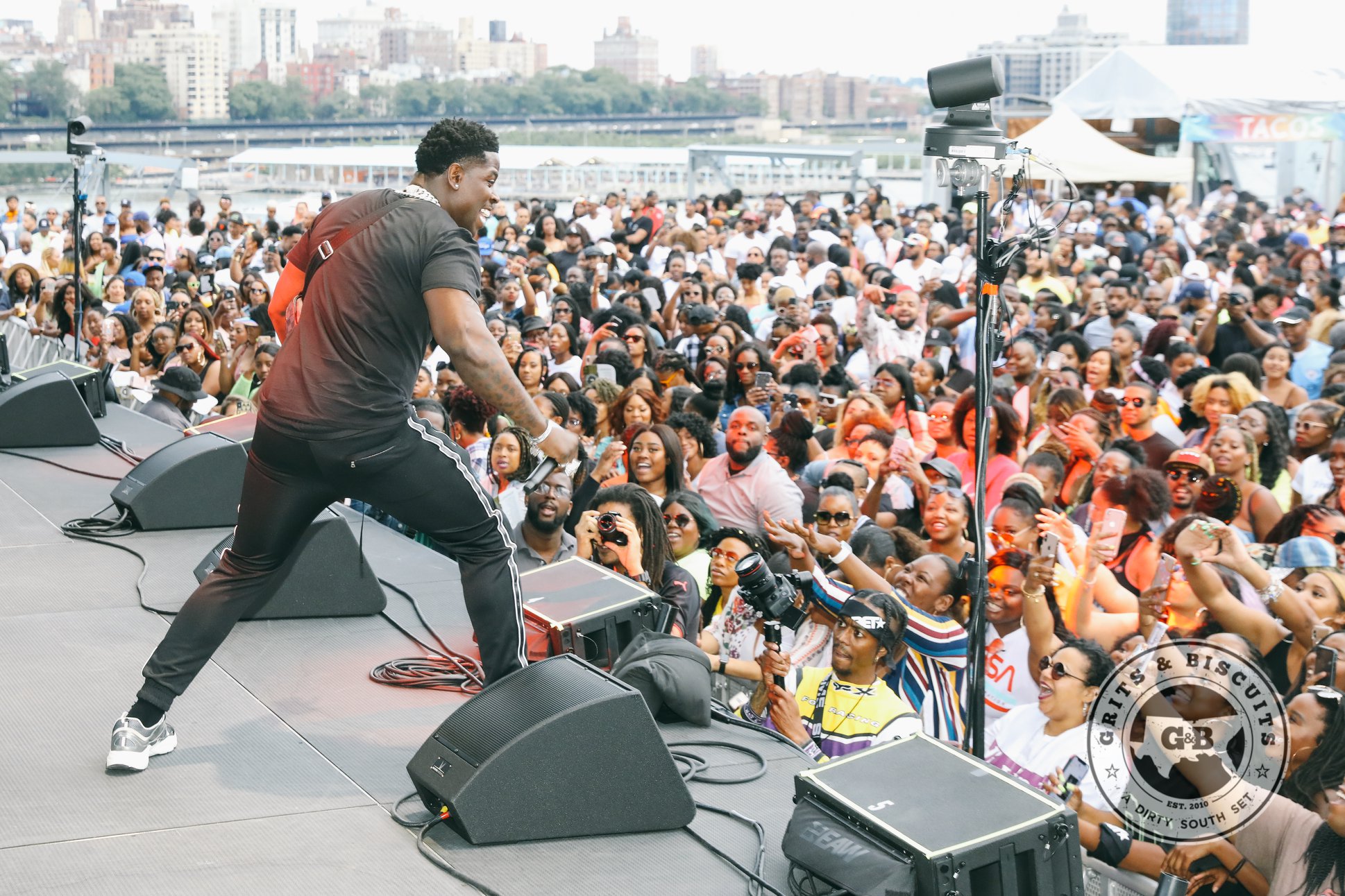 New York – Grits & Biscuits